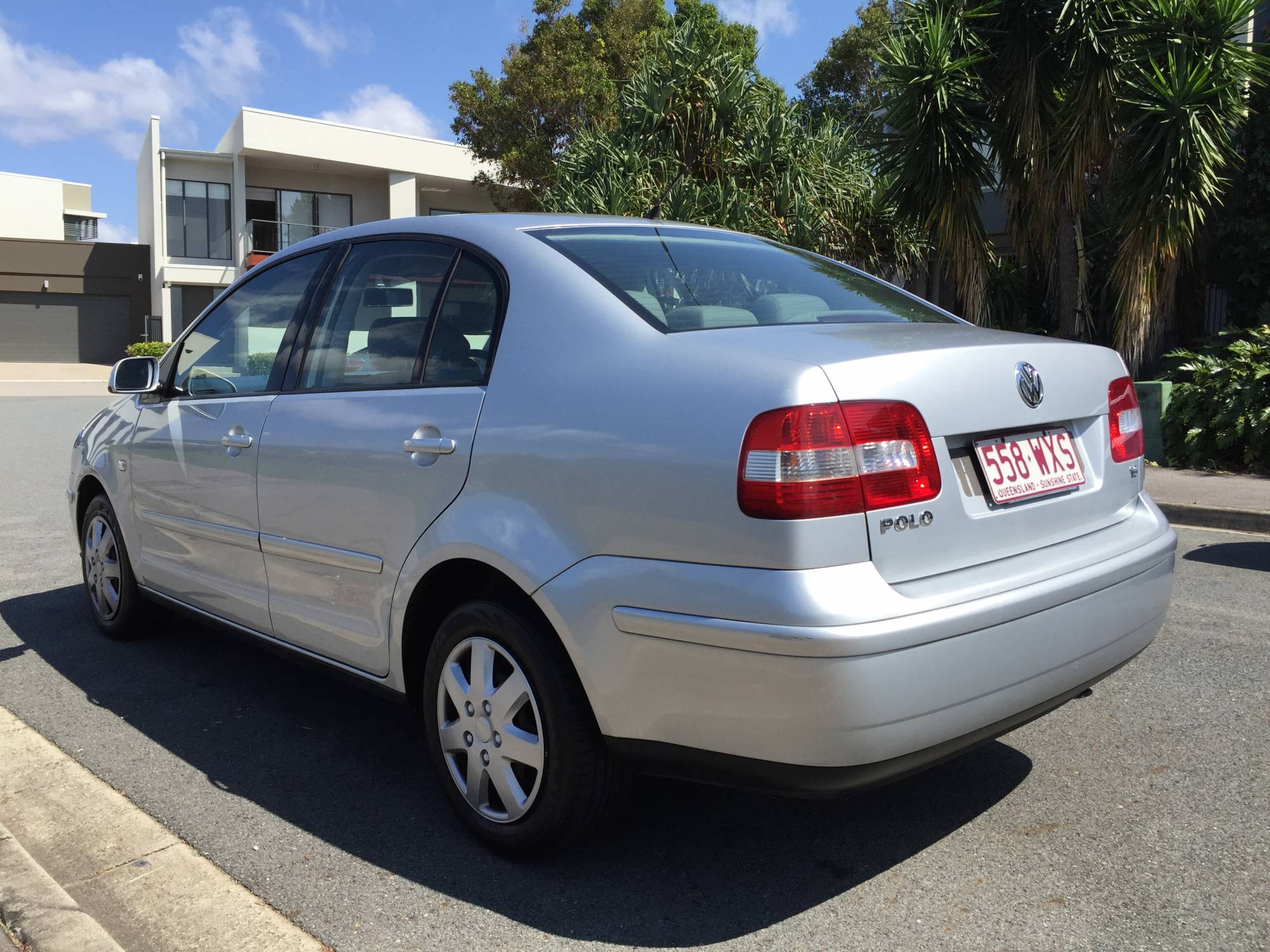 2005-volkswagen-polo-classic-9n-4-200-cheap-student-wheels